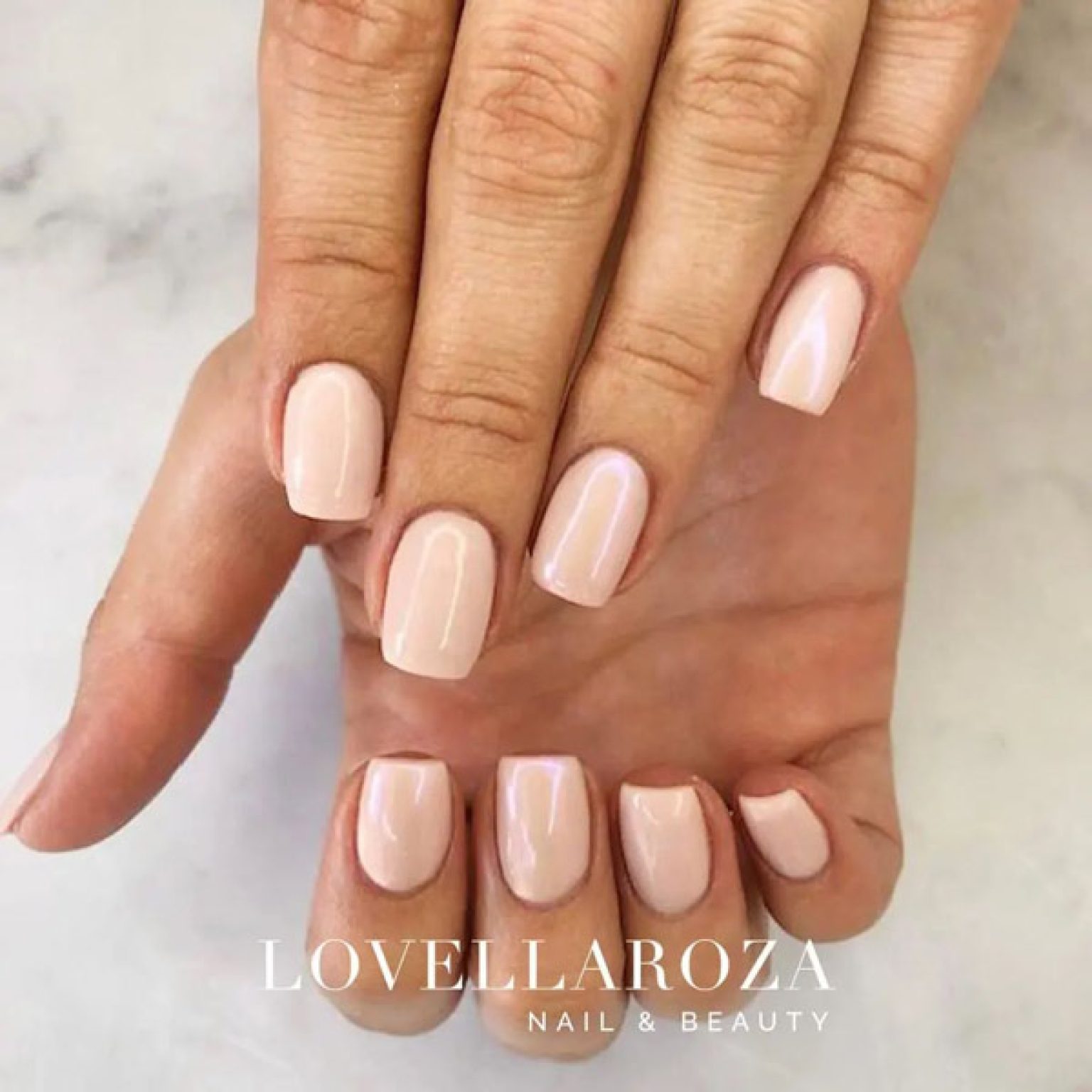 لاک رنگ نود | انواع مدل‌های رنگ لاک نود روشن و خنثی - ستاره