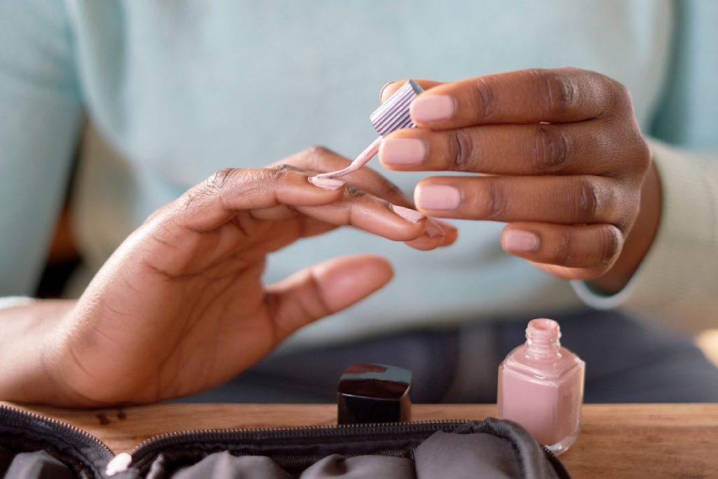 ترفندهایی برای خشک شدن سریع لاک - ستاره